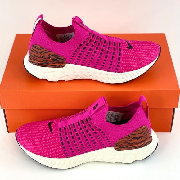 Nike | Shoes | Nike React Phantom Run Flyknit 2 Pink White Womens ...